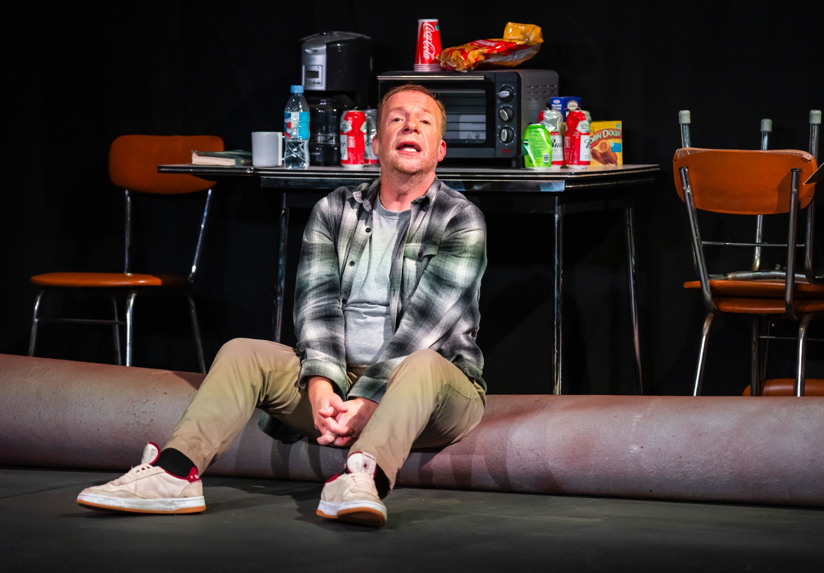 SARAH – ⭐️⭐️⭐️⭐️ – Jonathan Slinger delivering greatness in a ...